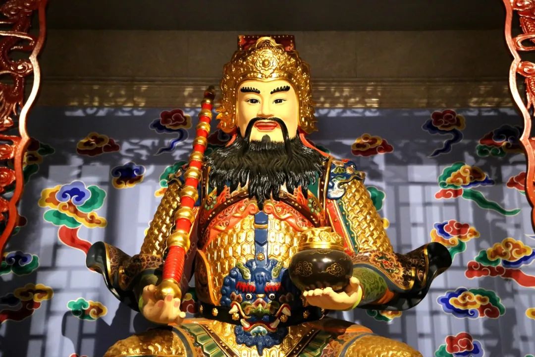 The Many Faces of China’s Most Popular Deity - 英华网